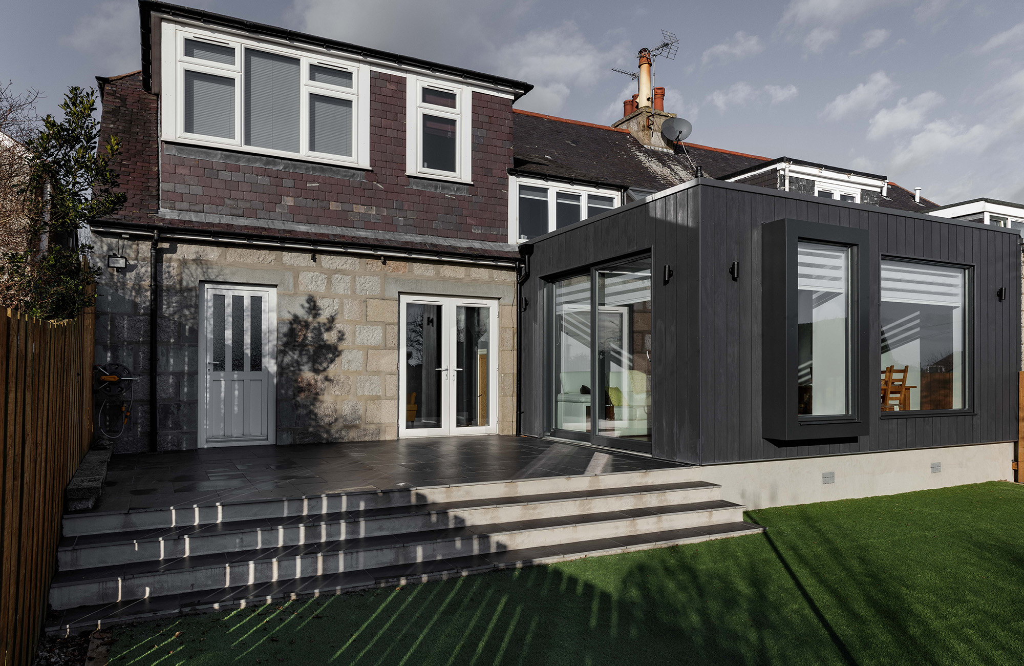Single storey extension to semi-detached dwelling house in Aberdeen ...